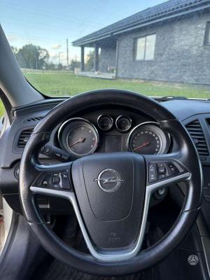 Pelēks Opel Insignia 2010 Šauļi, ar dzinēja tilpumu 1.96 L un nobraukumu 384 tūkst. km par 2400 €, foto 8 vietnē AUTOMOTO.COM.LV
