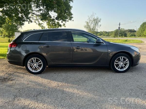 Pelēks Opel Insignia 2011 Rēzekne, ar dzinēja tilpumu 2.00 L un nobraukumu 0 tūkst. km par 6000 €, foto 5 vietnē AUTOMOTO.COM.LV