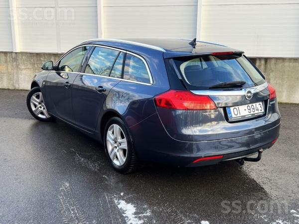 Pelēks Opel Insignia 2011 Rīga, ar dzinēja tilpumu 2.00 L un nobraukumu 257 tūkst. km par 3594 €, foto 2 vietnē AUTOMOTO.COM.LV