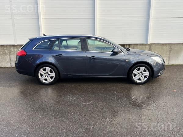 Pelēks Opel Insignia 2011 Rīga, ar dzinēja tilpumu 2.00 L un nobraukumu 257 tūkst. km par 3594 €, foto 5 vietnē AUTOMOTO.COM.LV