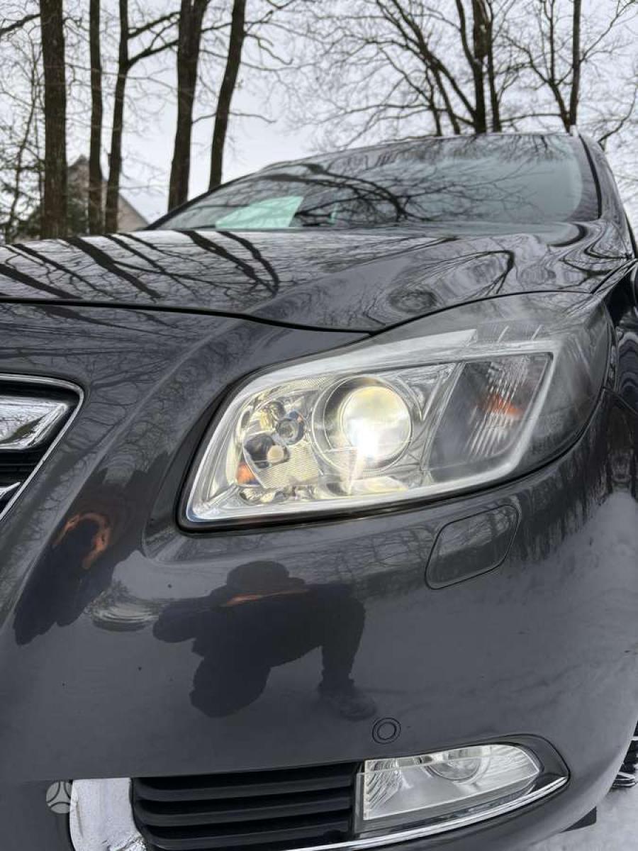 Grey Opel Insignia 2011 in Raseiniai, with an engine capacity of 1.96 L and mileage of 215 thousand km for 3450 €, photo 17 on AUTOMOTO.COM.LV