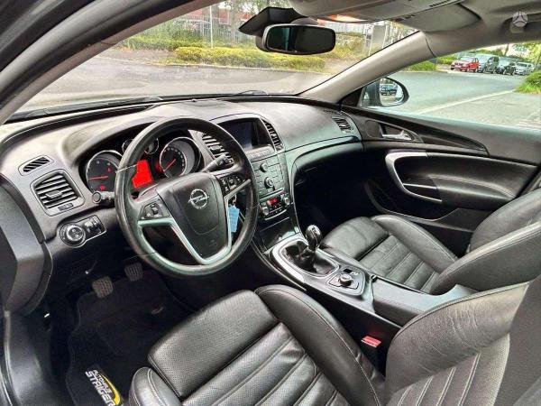 Pelēks Opel Insignia 2011 Klaipėda, ar dzinēja tilpumu 1.96 L un nobraukumu 320 tūkst. km par 2750 €, foto 6 vietnē AUTOMOTO.COM.LV
