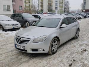 Grey Opel Insignia 2011 in Vilnius, with an engine capacity of 2.00 L and mileage of 343 thousand km for 1999 €, photo 3 on AUTOMOTO.COM.LV