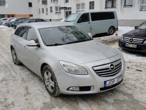 Grey Opel Insignia 2011 in Vilnius, with an engine capacity of 2.00 L and mileage of 343 thousand km for 1999 €, photo 5 on AUTOMOTO.COM.LV
