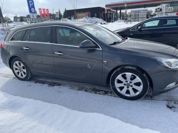 Grey Opel Insignia 2011 in Vilnius, with an engine capacity of 2.00 L and mileage of 245 thousand km for 2650 €, photo 4 on AUTOMOTO.COM.LV