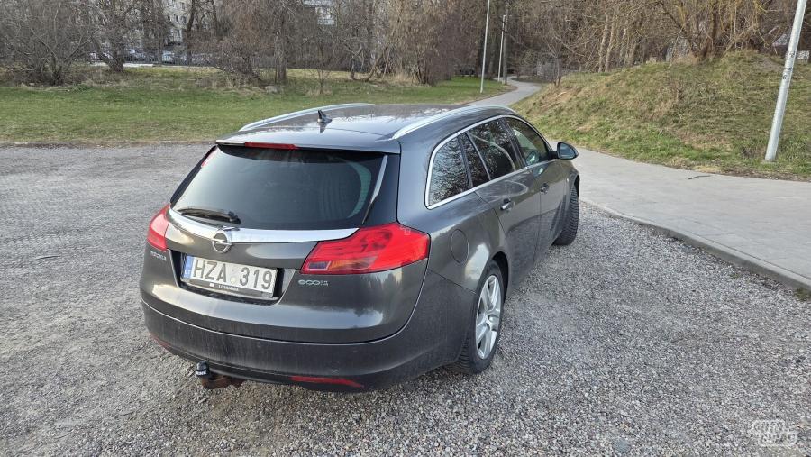 Grey Opel Insignia 2011 in Vilnius, with an engine capacity of 2.00 L and mileage of 280 thousand km for 3400 €, photo 5 on AUTOMOTO.COM.LV