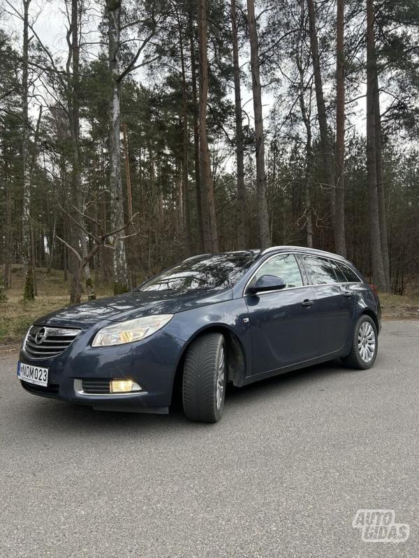 Pelēks Opel Insignia 2011 Klaipėda, ar dzinēja tilpumu 2.00 L un nobraukumu 292 tūkst. km par 3250 €, foto 2 vietnē AUTOMOTO.COM.LV