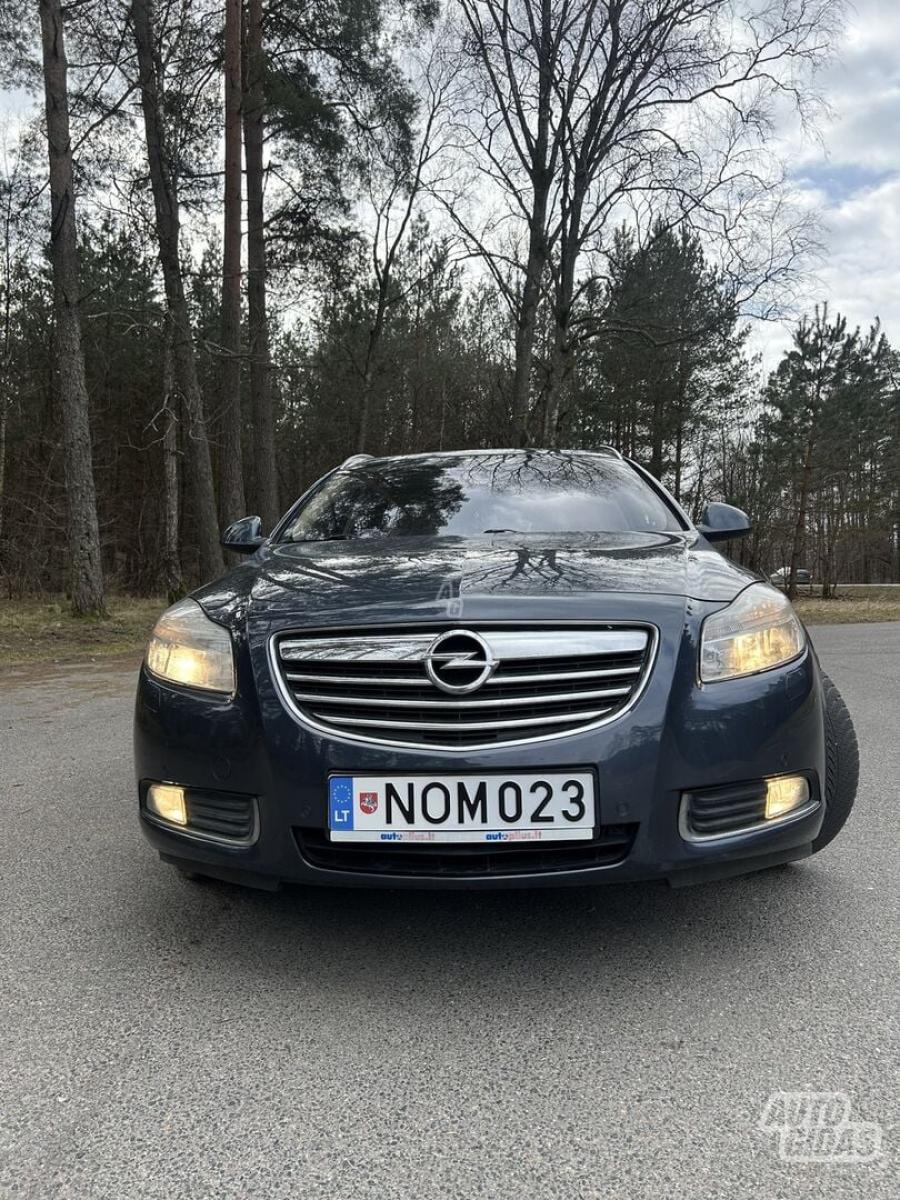 Grey Opel Insignia 2011 in Klaipeda, with an engine capacity of 2.00 L and mileage of 292 thousand km for 3250 €, photo 5 on AUTOMOTO.COM.LV