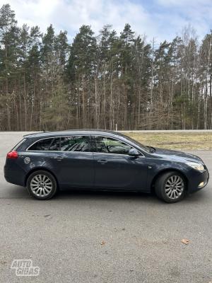 Grey Opel Insignia 2011 in Klaipeda, with an engine capacity of 2.00 L and mileage of 292 thousand km for 3250 €, photo 10 on AUTOMOTO.COM.LV