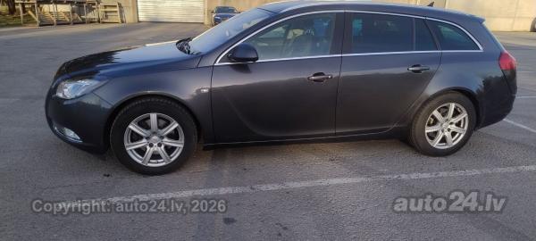 Grey Opel Insignia 2011 in Tallinn, with an engine capacity of 2.00 L and mileage of 299 thousand km for 3900 €, photo 2 on AUTOMOTO.COM.LV