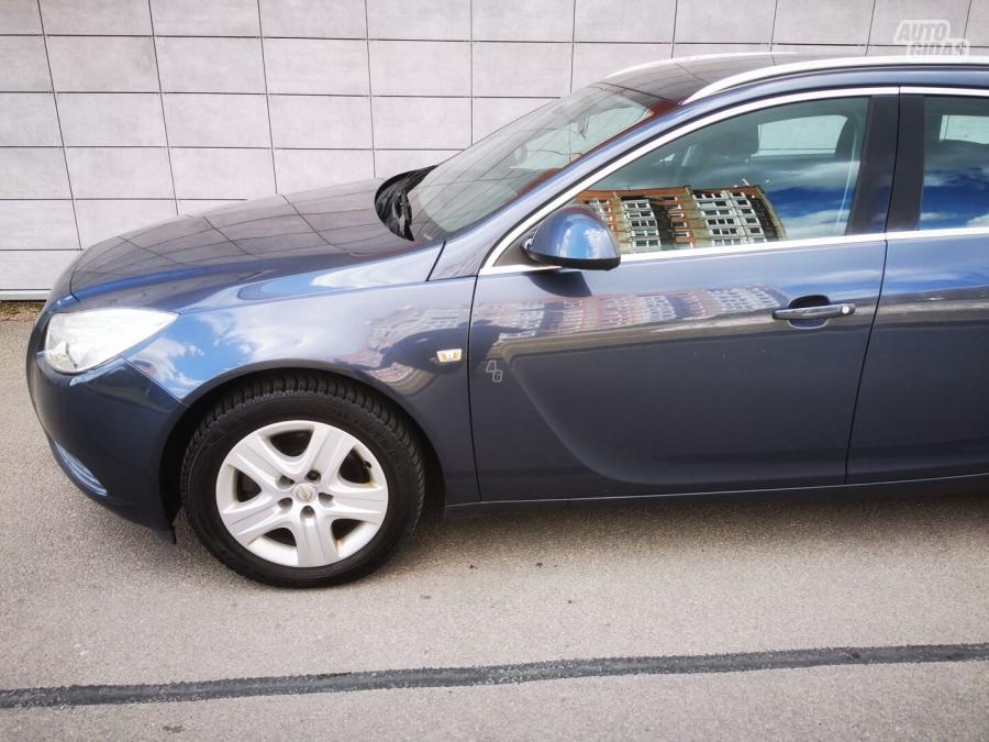 Grey Opel Insignia 2011 in Klaipeda, with an engine capacity of 2.00 L and mileage of 196 thousand km for 3590 €, photo 11 on AUTOMOTO.COM.LV