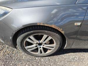 Pelēks Opel Insignia 2011 Tallina, ar dzinēja tilpumu 2.00 L un nobraukumu 345 tūkst. km par 1500 €, foto 13 vietnē AUTOMOTO.COM.LV
