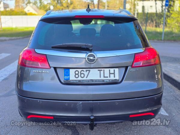 Pelēks Opel Insignia 2011 Tallina, ar dzinēja tilpumu 2.00 L un nobraukumu 345 tūkst. km par 1990 €, foto 5 vietnē AUTOMOTO.COM.LV