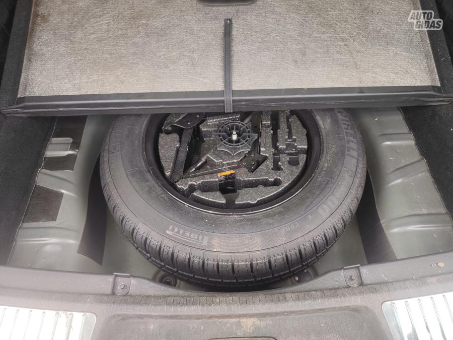 Grey Opel Insignia 2011 in Marijampole, with an engine capacity of 2.00 L and mileage of 262 thousand km for 3500 €, photo 10 on AUTOMOTO.COM.LV
