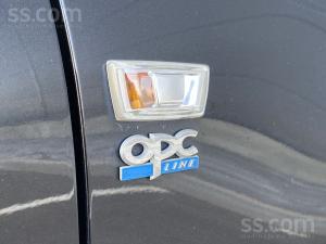 Grey Opel Insignia 2011 in Riga, with an engine capacity of 2.00 L and mileage of 224 thousand km for 4450 €, photo 7 on AUTOMOTO.COM.LV