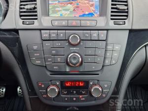 Grey Opel Insignia 2011 in Riga, with an engine capacity of 2.00 L and mileage of 224 thousand km for 4450 €, photo 14 on AUTOMOTO.COM.LV