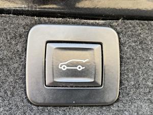 Grey Opel Insignia 2011 in Riga, with an engine capacity of 2.00 L and mileage of 224 thousand km for 4450 €, photo 26 on AUTOMOTO.COM.LV