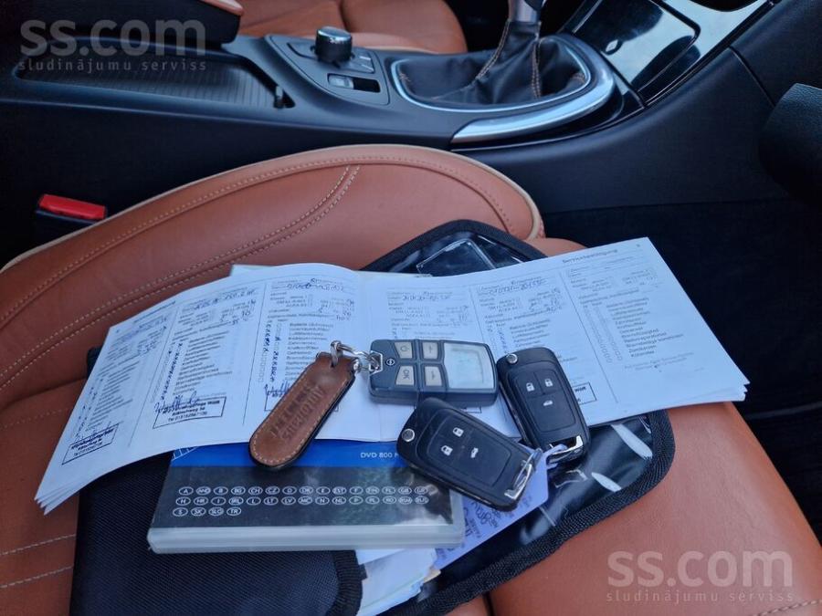 Grey Opel Insignia 2011 in Riga, with an engine capacity of 2.00 L and mileage of 224 thousand km for 4450 €, photo 31 on AUTOMOTO.COM.LV