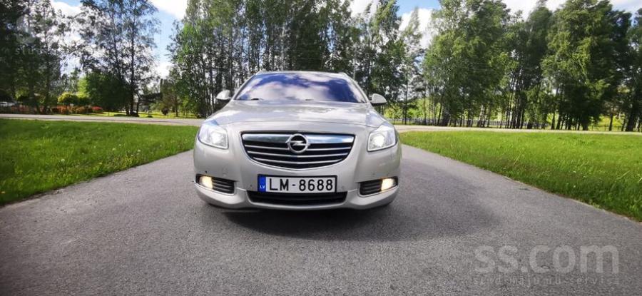 Pelēks Opel Insignia 2011 Rīga, ar dzinēja tilpumu 2.00 L un nobraukumu 341 tūkst. km par 5000 €, foto 24 vietnē AUTOMOTO.COM.LV