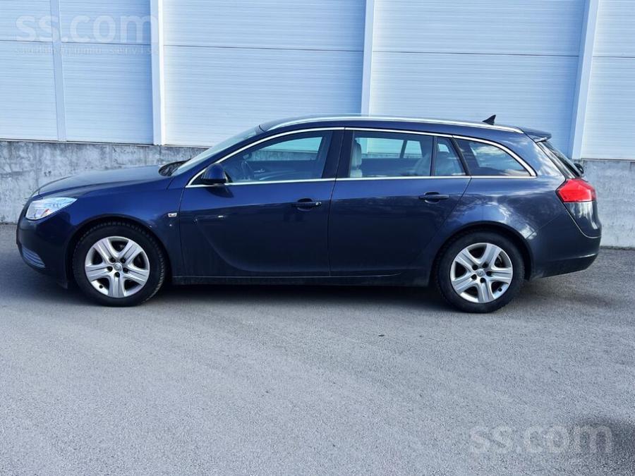 Pelēks Opel Insignia 2011 Rīga, ar dzinēja tilpumu 2.00 L un nobraukumu 257 tūkst. km par 3494 €, foto 4 vietnē AUTOMOTO.COM.LV