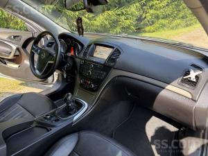 Pelēks Opel Insignia 2011 Talsi, ar dzinēja tilpumu 2.00 L un nobraukumu 304 tūkst. km par 3800 €, foto 8 vietnē AUTOMOTO.COM.LV