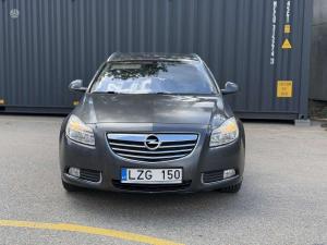 Grey Opel Insignia 2011 in Vilnius, with an engine capacity of 1.96 L and mileage of 247 thousand km for 2450 €, photo 3 on AUTOMOTO.COM.LV