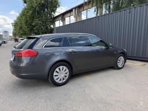 Grey Opel Insignia 2011 in Vilnius, with an engine capacity of 1.96 L and mileage of 247 thousand km for 2450 €, photo 9 on AUTOMOTO.COM.LV