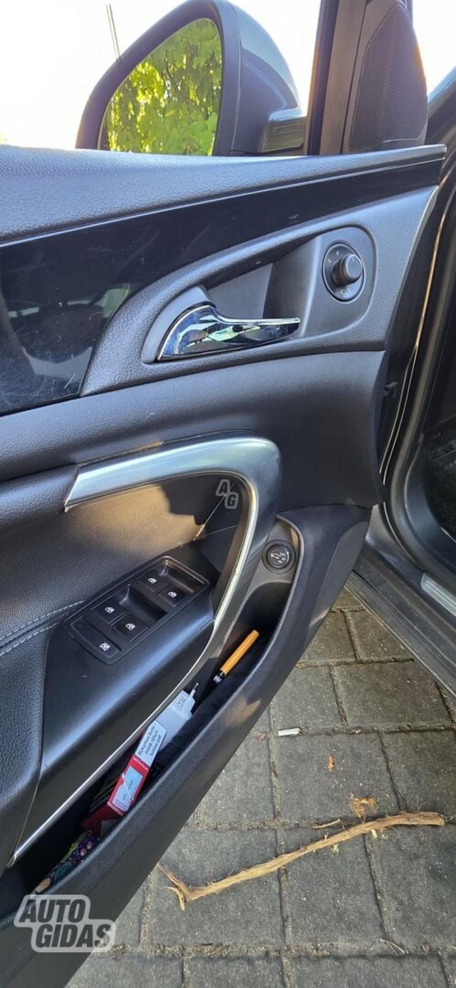 Pelēks Opel Insignia 2011 Viļņa, ar dzinēja tilpumu 2.00 L un nobraukumu 440 tūkst. km par 2700 €, foto 5 vietnē AUTOMOTO.COM.LV