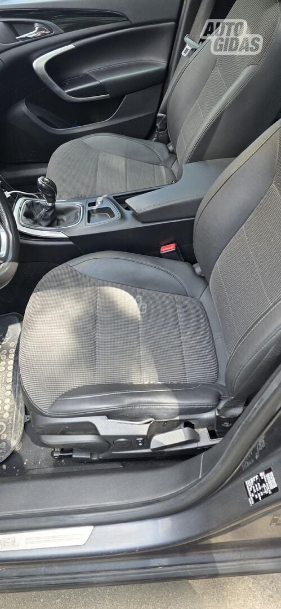 Pelēks Opel Insignia 2011 Viļņa, ar dzinēja tilpumu 2.00 L un nobraukumu 440 tūkst. km par 2700 €, foto 26 vietnē AUTOMOTO.COM.LV