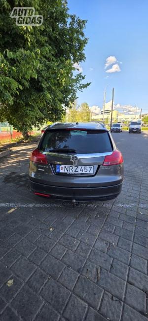 Grey Opel Insignia 2011 in Vilnius, with an engine capacity of 2.00 L and mileage of 440 thousand km for 2300 €, photo 6 on AUTOMOTO.COM.LV