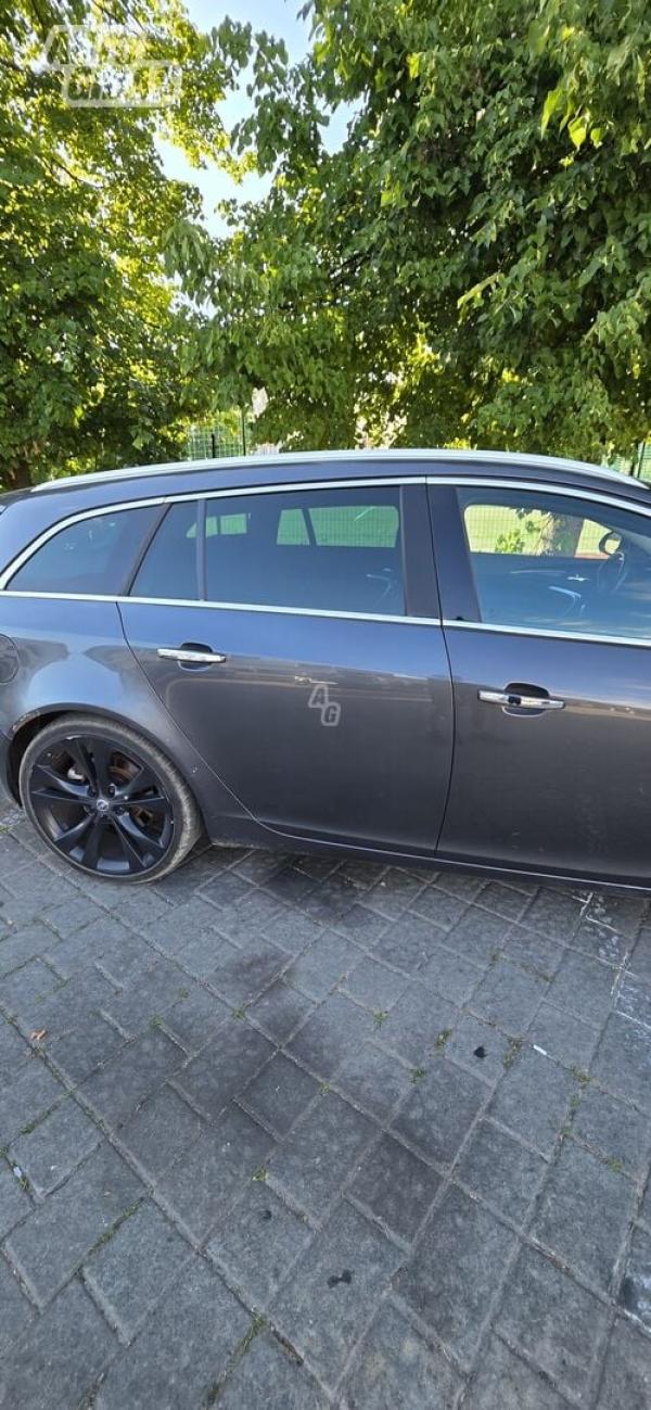 Grey Opel Insignia 2011 in Vilnius, with an engine capacity of 2.00 L and mileage of 440 thousand km for 2300 €, photo 7 on AUTOMOTO.COM.LV