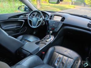 Grey Opel Insignia 2011 in Riga, with an engine capacity of 2.00 L and mileage of 335 thousand km for 2199 €, photo 8 on AUTOMOTO.COM.LV