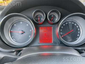 Grey Opel Insignia 2011 in Riga, with an engine capacity of 2.00 L and mileage of 335 thousand km for 2199 €, photo 20 on AUTOMOTO.COM.LV