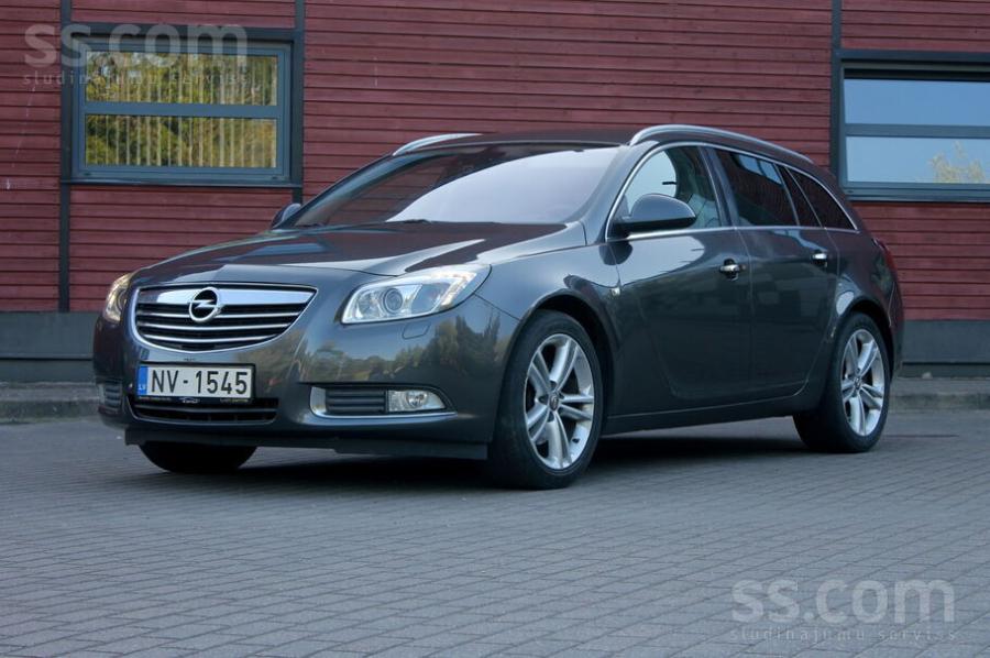 Grey Opel Insignia 2011 in Kuldiga, with an engine capacity of 2.00 L and mileage of 0 thousand km for 4170 €, photo 4 on AUTOMOTO.COM.LV