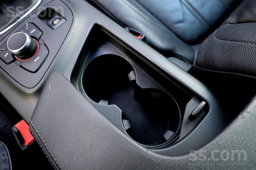 Grey Opel Insignia 2011 in Kuldiga, with an engine capacity of 2.00 L and mileage of 0 thousand km for 4170 €, photo 19 on AUTOMOTO.COM.LV