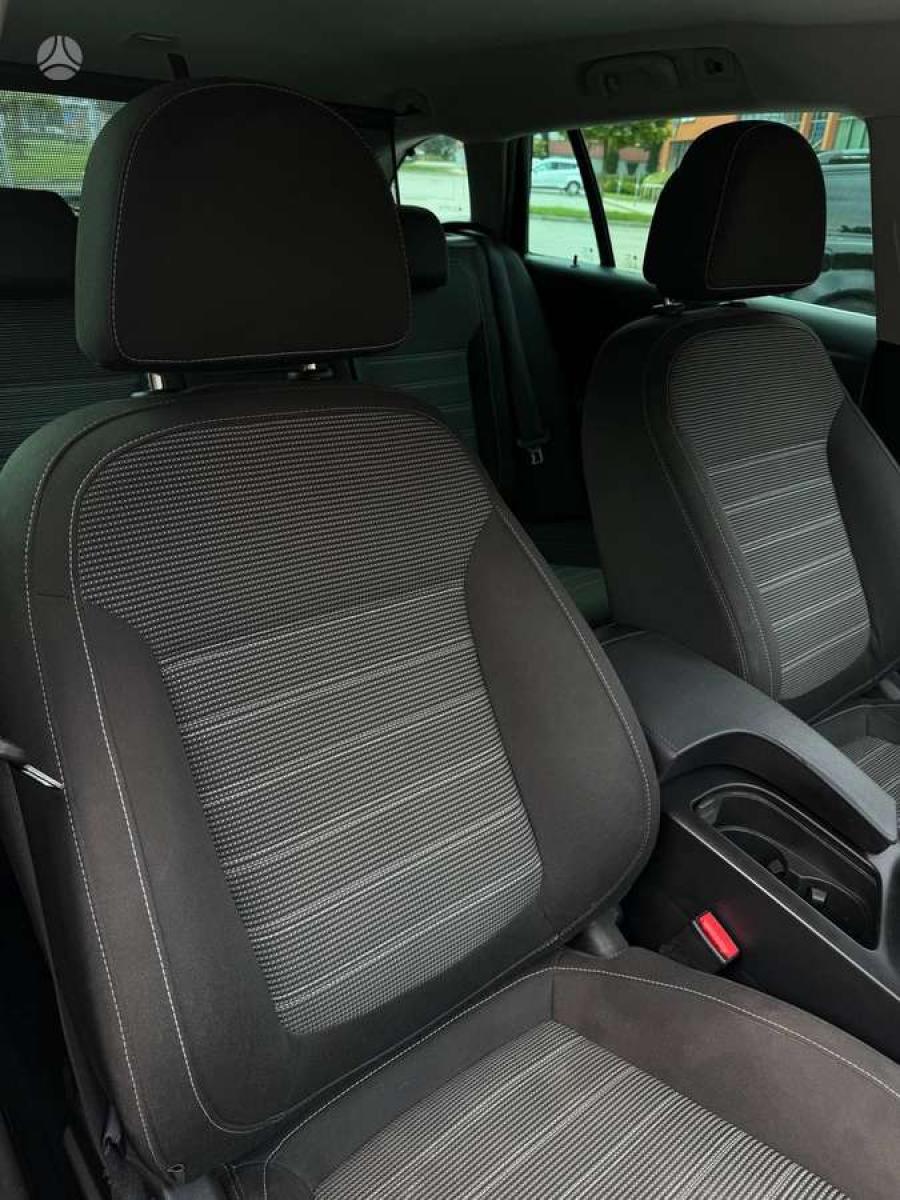 Pelēks Opel Insignia 2011 Klaipėda, ar dzinēja tilpumu 1.96 L un nobraukumu 324 tūkst. km par 3200 €, foto 25 vietnē AUTOMOTO.COM.LV