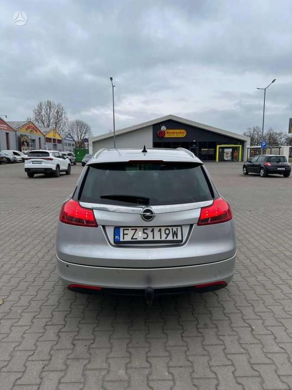 Pelēks Opel Insignia 2011 Jurbarkas, ar dzinēja tilpumu 1.96 L un nobraukumu 355 tūkst. km par 1800 €, foto 6 vietnē AUTOMOTO.COM.LV