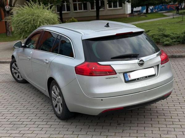 Pelēks Opel Insignia 2011 Klaipėda, ar dzinēja tilpumu 1.96 L un nobraukumu 297 tūkst. km par 2950 €, foto 6 vietnē AUTOMOTO.COM.LV
