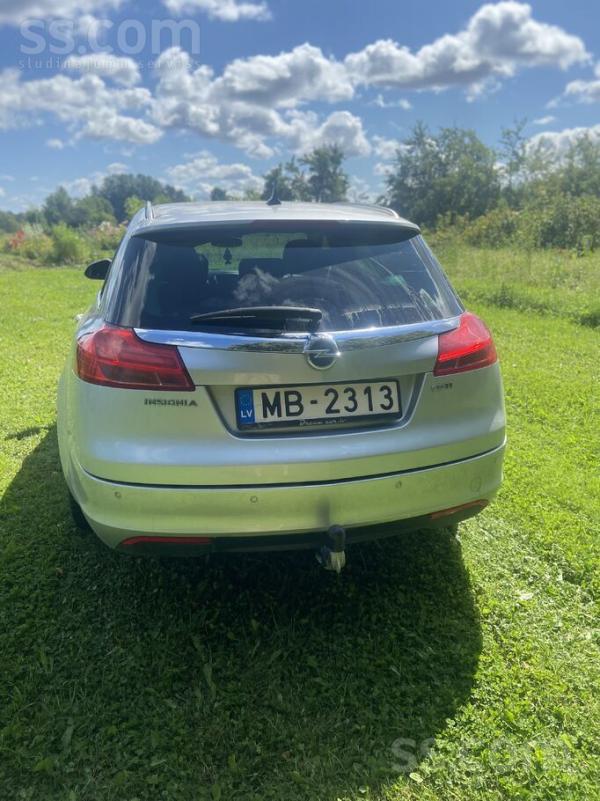 Pelēks Opel Insignia 2011 Madona, ar dzinēja tilpumu 2.00 L un nobraukumu 309 tūkst. km par 3700 €, foto 3 vietnē AUTOMOTO.COM.LV
