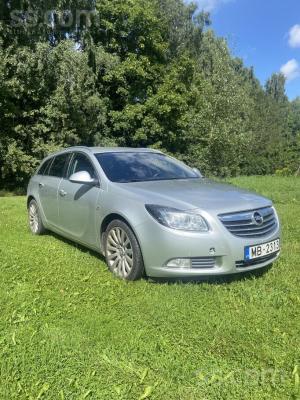Pelēks Opel Insignia 2011 Madona, ar dzinēja tilpumu 2.00 L un nobraukumu 309 tūkst. km par 3700 €, foto 3 vietnē AUTOMOTO.COM.LV