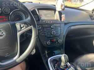 Pelēks Opel Insignia 2011 Rīga, ar dzinēja tilpumu 2.00 L un nobraukumu 273 tūkst. km par 4211 €, foto 3 vietnē AUTOMOTO.COM.LV