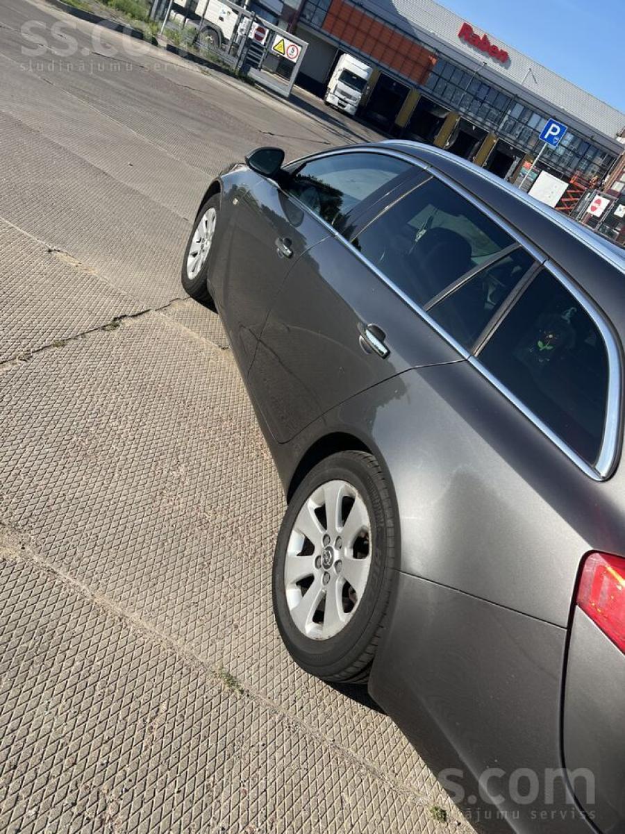 Pelēks Opel Insignia 2011 Rīga, ar dzinēja tilpumu 2.00 L un nobraukumu 273 tūkst. km par 4211 €, foto 6 vietnē AUTOMOTO.COM.LV