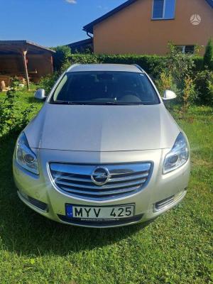 Grey Opel Insignia 2011 in Jonava, with an engine capacity of 2.00 L and mileage of 363 thousand km for 2200 €, photo 6 on AUTOMOTO.COM.LV