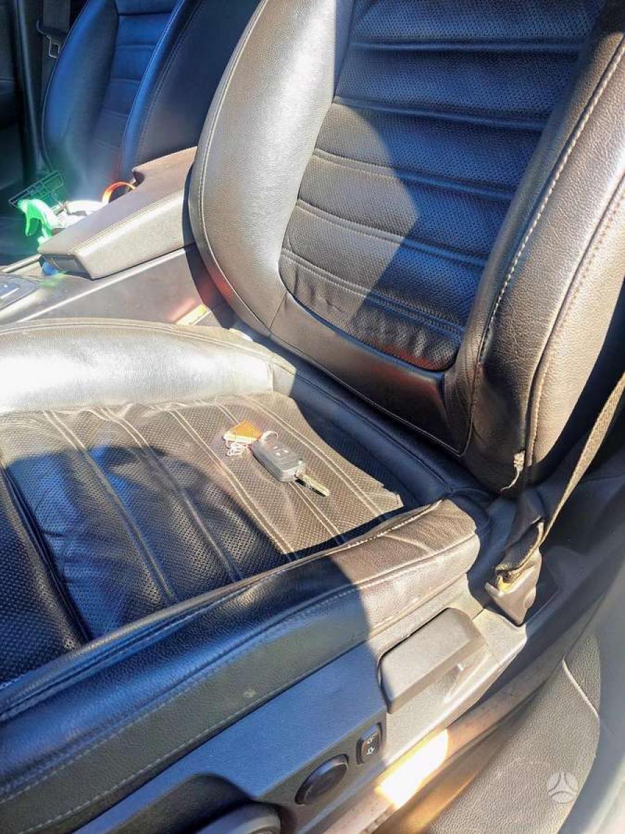 Grey Opel Insignia 2011 in Jonava, with an engine capacity of 2.00 L and mileage of 363 thousand km for 2200 €, photo 17 on AUTOMOTO.COM.LV