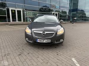 Grey Opel Insignia 2011 in Kaunas, with an engine capacity of 1.90 L and mileage of 288 thousand km for 2900 €, photo  on AUTOMOTO.COM.LV