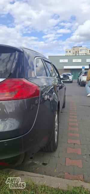 Grey Opel Insignia 2011 in Vilnius, with an engine capacity of 2.00 L and mileage of 253 thousand km for 3500 €, photo 6 on AUTOMOTO.COM.LV