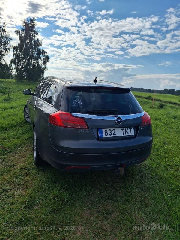 Grey Opel Insignia 2011 in Tartu, with an engine capacity of 2.00 L and mileage of 336 thousand km for 2200 €, photo 5 on AUTOMOTO.COM.LV
