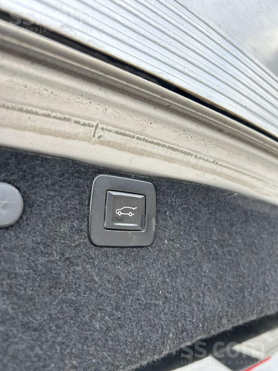 Pelēks Opel Insignia 2011 Jelgava, ar dzinēja tilpumu 2.00 L un nobraukumu 478 tūkst. km par 2950 €, foto 10 vietnē AUTOMOTO.COM.LV