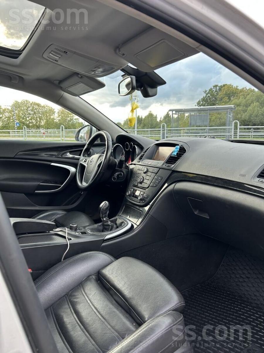 Pelēks Opel Insignia 2011 Jelgava, ar dzinēja tilpumu 2.00 L un nobraukumu 478 tūkst. km par 2950 €, foto 12 vietnē AUTOMOTO.COM.LV