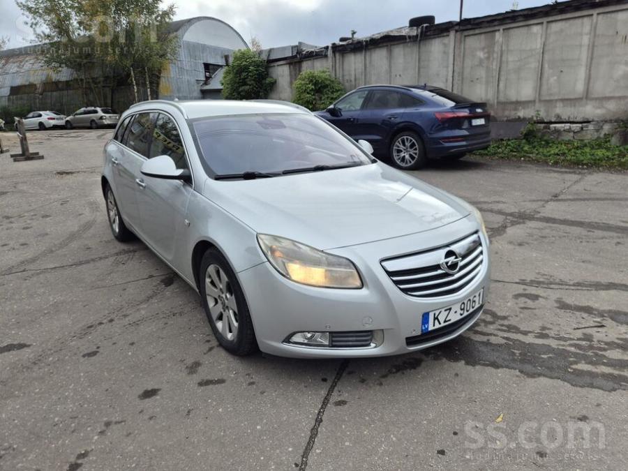 Pelēks Opel Insignia 2011 Rīga, ar dzinēja tilpumu 2.00 L un nobraukumu 396 tūkst. km par 2490 €, foto 3 vietnē AUTOMOTO.COM.LV